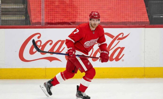 Why Yzerman Could Finally Pull the Trigger on a Dougie Hamilton ...
